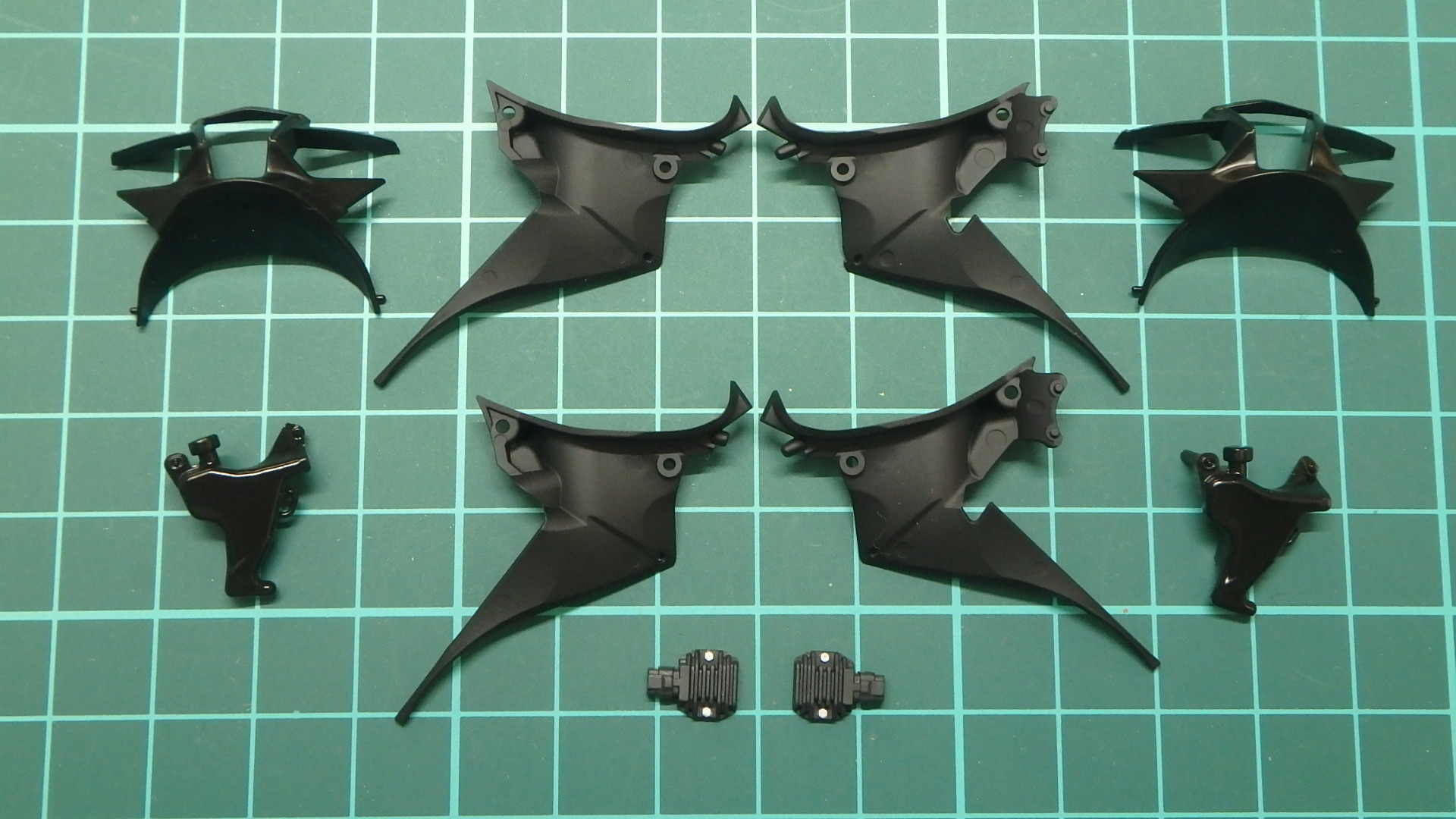 タミヤ1/12 HONDA CBR1000RR-R【30周年記念限定車】製作記＃8: ヒロシのホビーライフ雑記帳