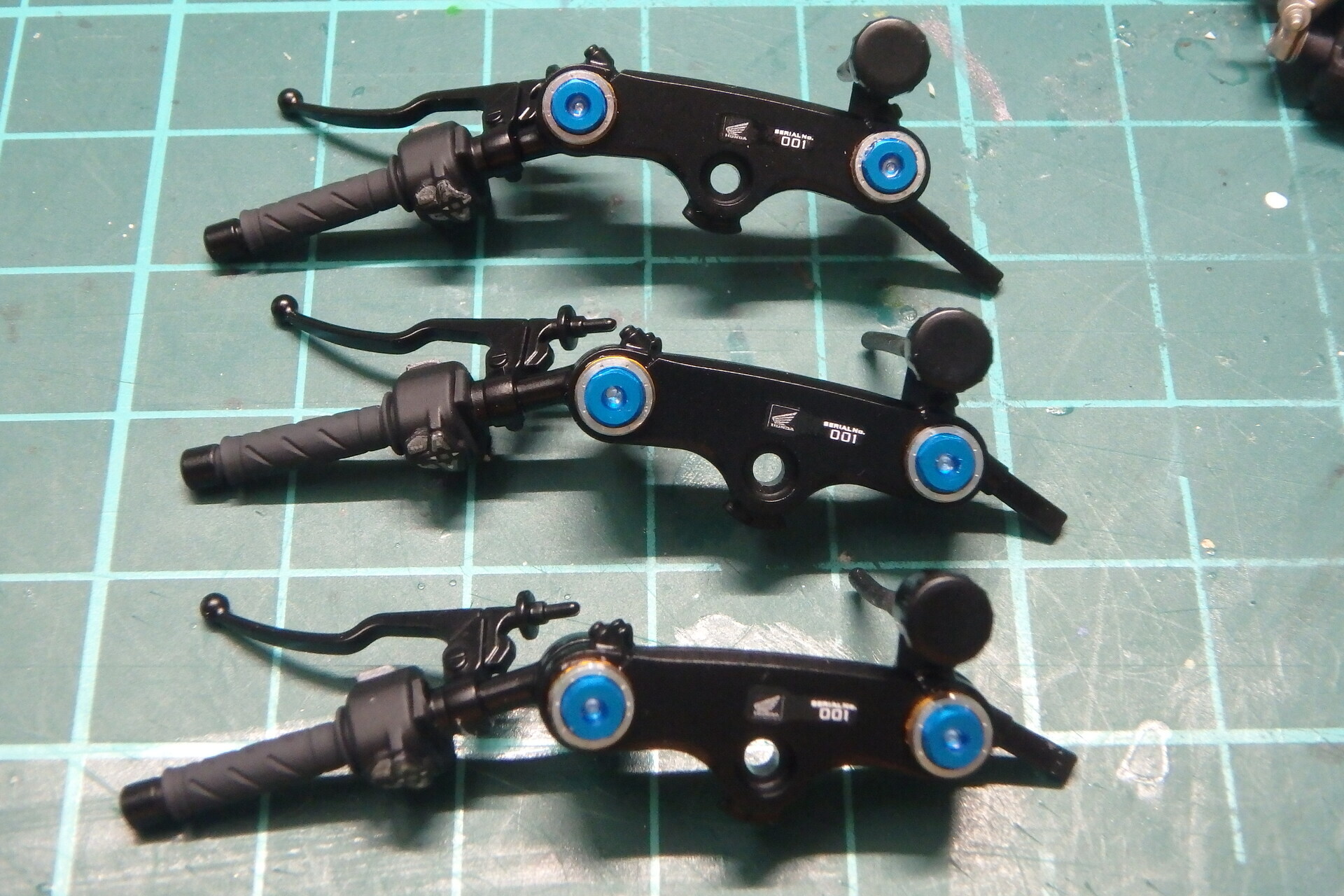 タミヤ1/12 Honda CBR1000RR-R FIREBLADE SP 30th Anniversary 制作記＃8: ヒロシのホビー ...